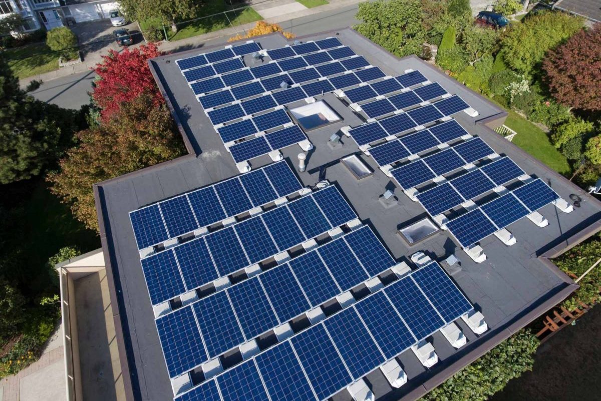 Your Guide to Commercial Solar Energy - Solar Regeneration